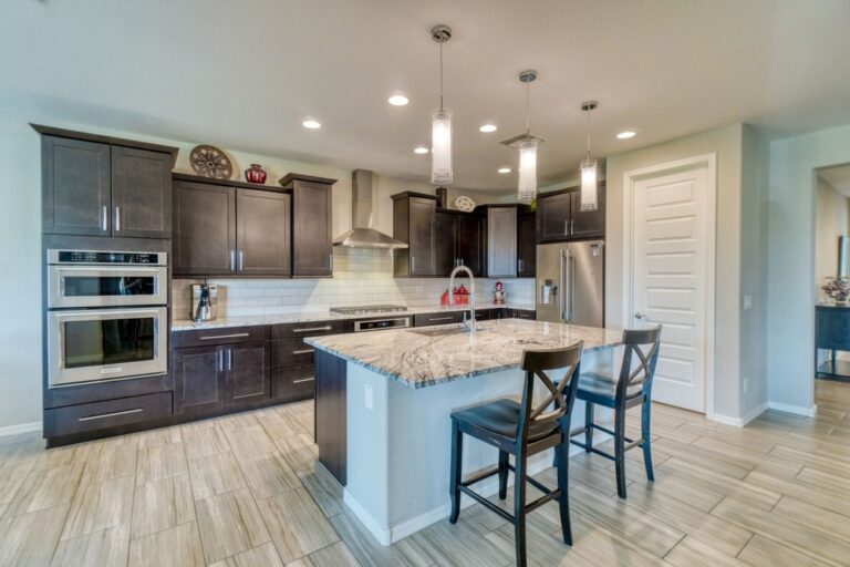 30+ Innovative L-Shaped Kitchen Designs with Islands + Comprehensive ...