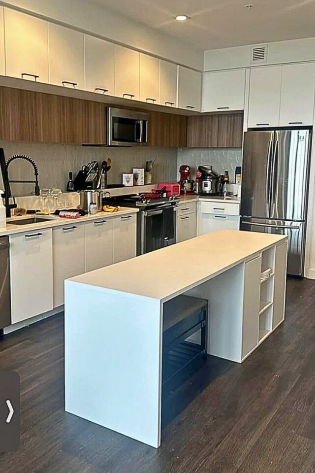 Stunning L-Shaped Kitchens with Islands That Maximize Every Corner - H.M.G