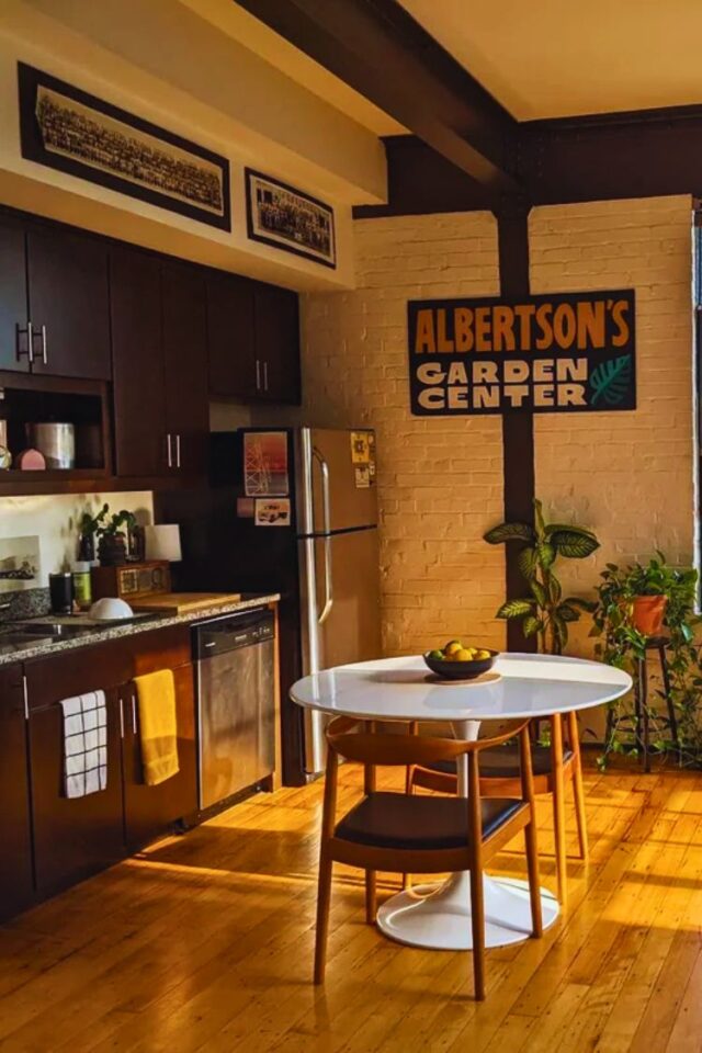 40 Clever Dining Area Ideas for Small Kitchens - H.M.G