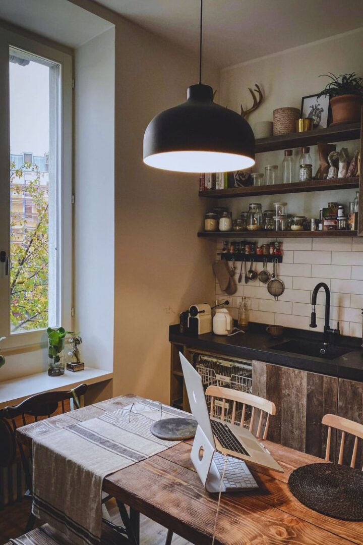 40 Clever Dining Area Ideas for Small Kitchens - H.M.G