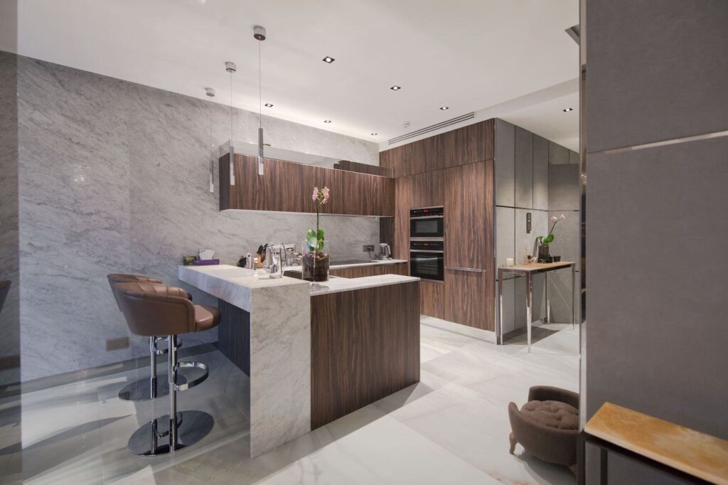 20+ Stunning Kitchen Bar Designs for Your Dream Kitchen - H.M.G