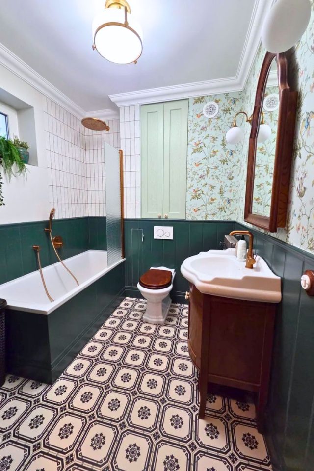 15+ Classic Timeless Bathroom Tiles That Never Go Out of Style - H.M.G