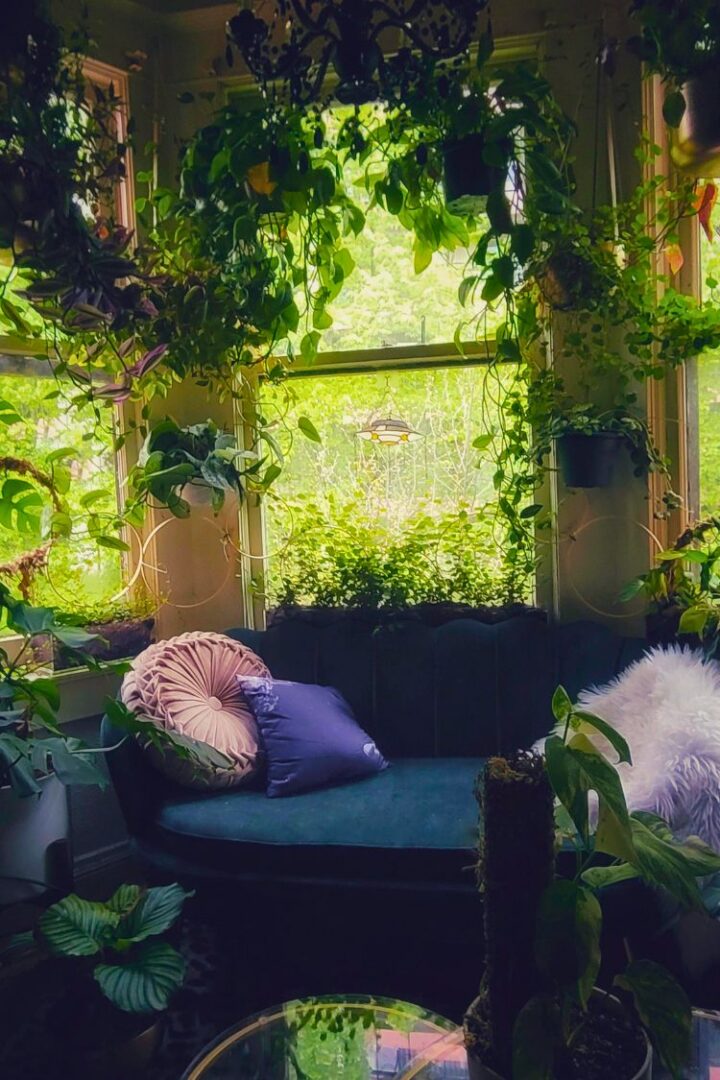30 Stunning Boho Reading Nook Ideas for Book Lovers - H.M.G