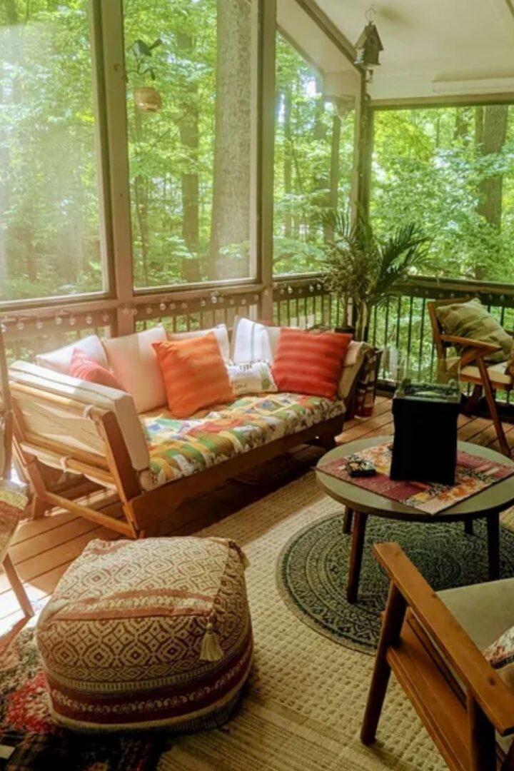 30 Stunning Boho Reading Nook Ideas for Book Lovers - H.M.G