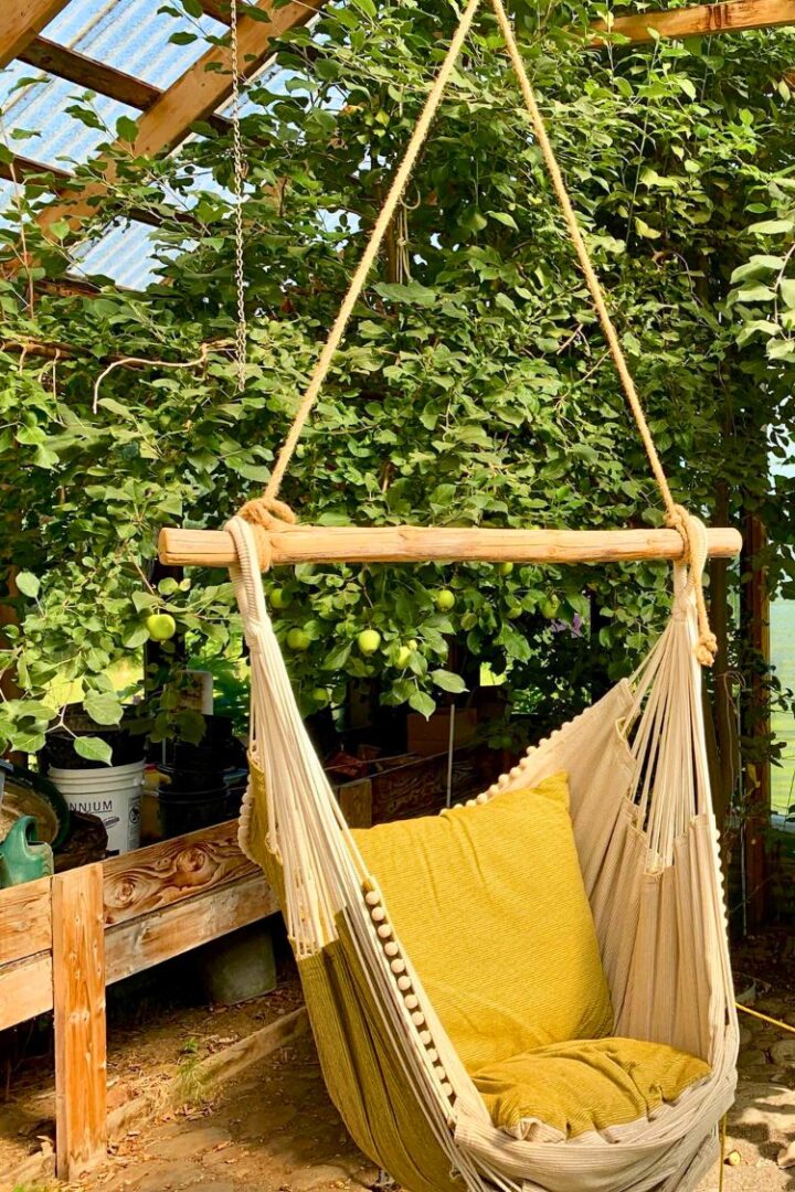 30 Stunning Boho Reading Nook Ideas for Book Lovers - H.M.G