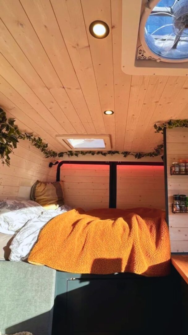15+ Stunning Bohemian Camper Van Interiors to Inspire Your Wanderlust ...