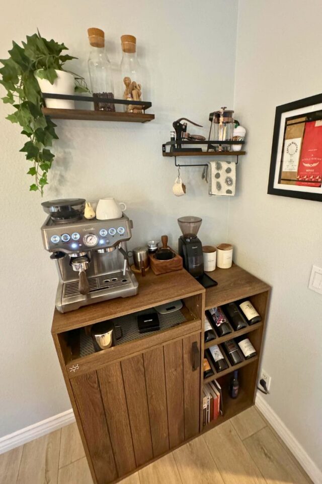 These Small Coffee Bars Make Me Fall in Love With Mornings Again - H.M.G