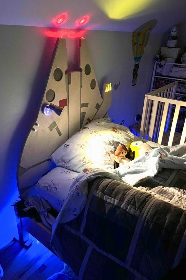 20 Out-of-This-World Star Wars Bedroom Decor Ideas for The Ultimate ...