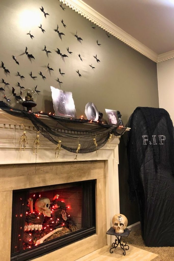These Spooky-Cute Halloween Fireplace Setups Made Me Want to Decorate ...