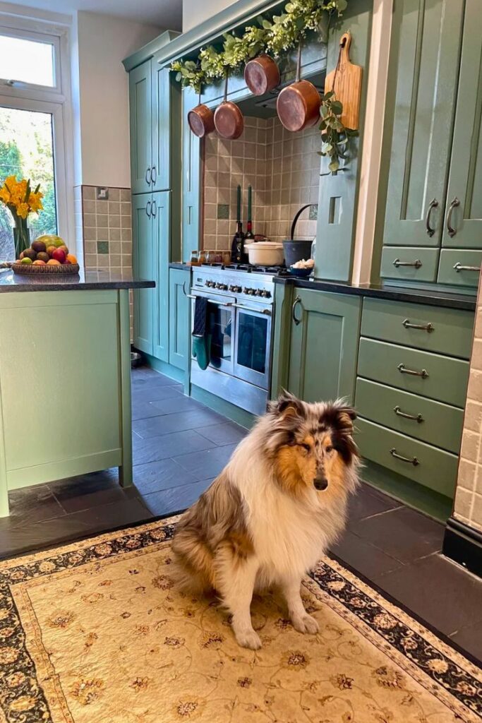 25+ Fabulous Earthy Kitchen Ideas for a Nature-Inspired Makeover - H.M.G