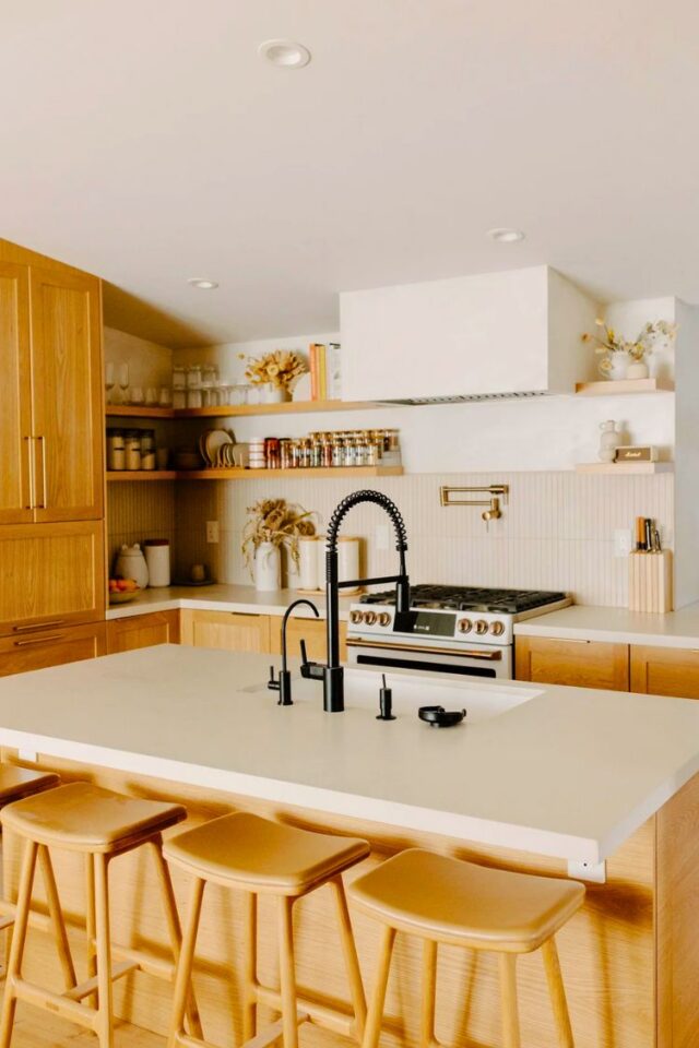 25+ Fabulous Earthy Kitchen Ideas for a Nature-Inspired Makeover - H.M.G