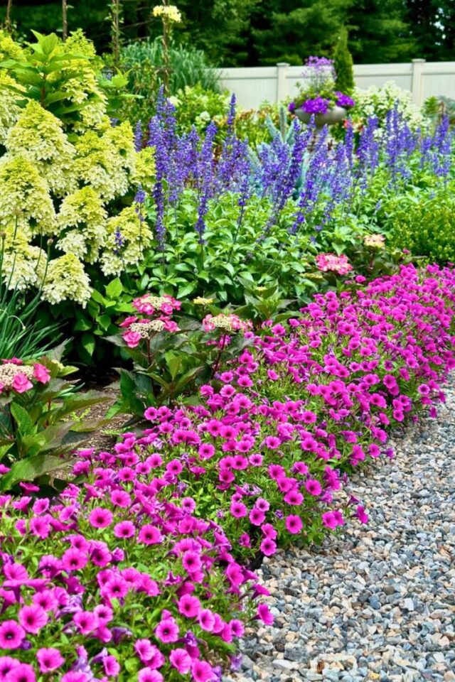 How to Create Stunning Garden Edging on the Cheap! Yes, It’s Totally ...