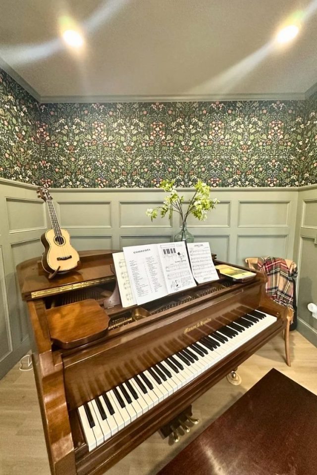 I Fell in Love with These Cozy Music Rooms. They Just Feel Right - H.M.G