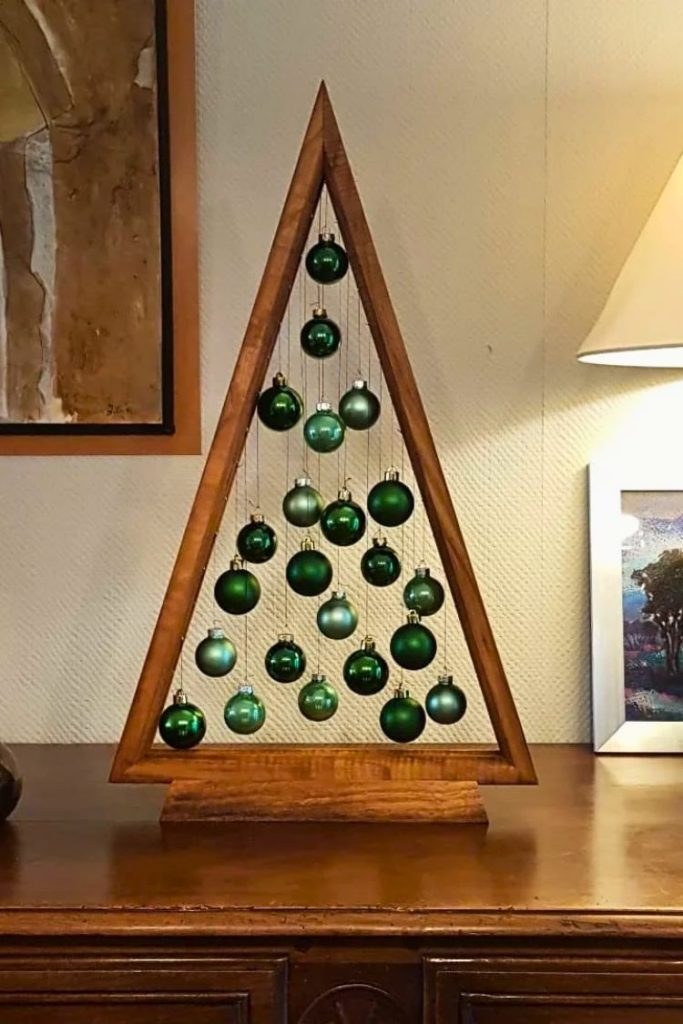 Creative & Unique DIY Christmas Tree That’ll Steal Your Heart - H.M.G